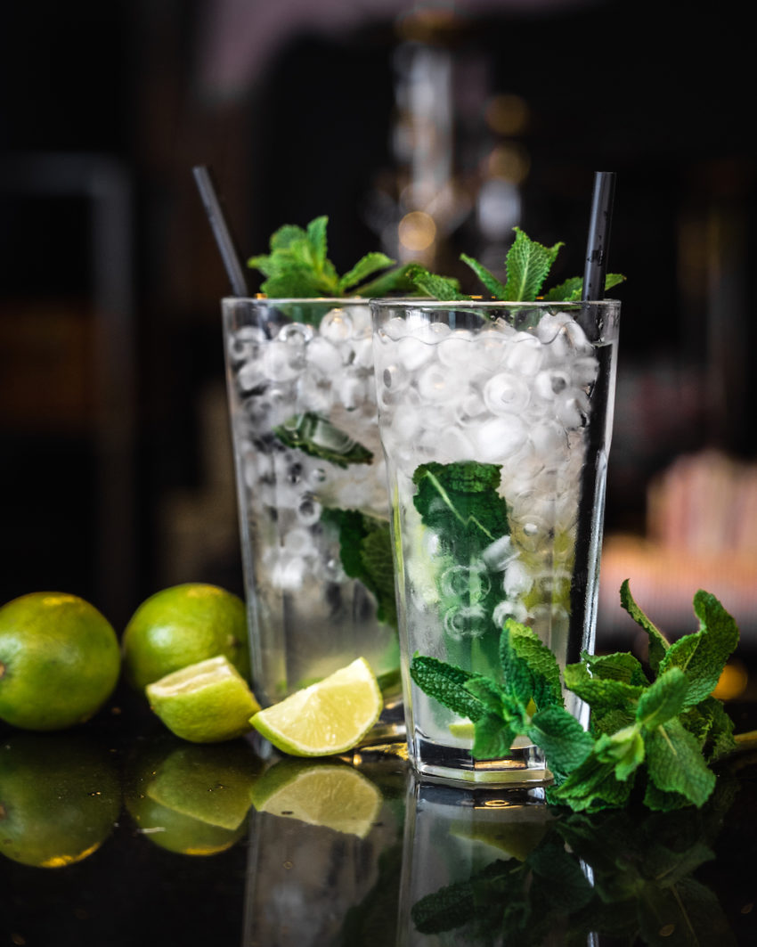 Expo Bar, un clásico en la Playa de San Juan - Chic Trends