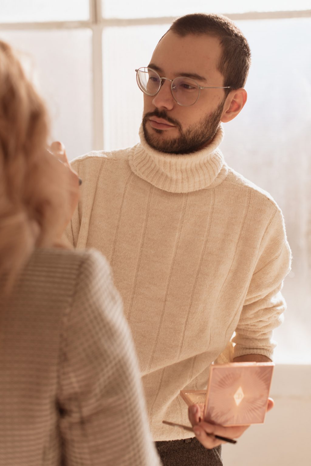 El estilista Rubén Ramos y las tendencias 2022 en peluquería y maquillaje.